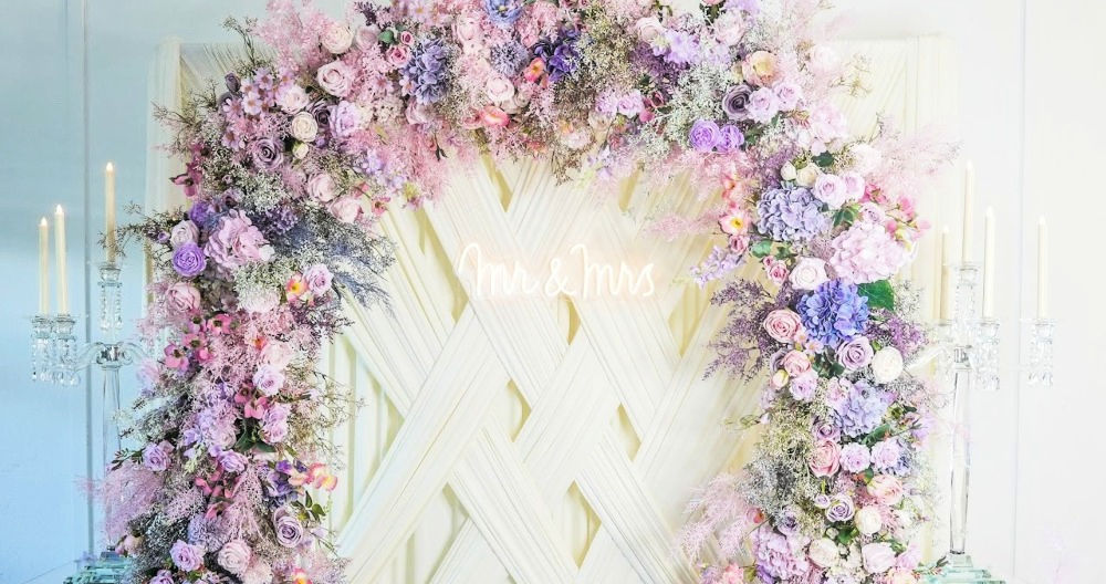 How to Make A DIY Flower Arch