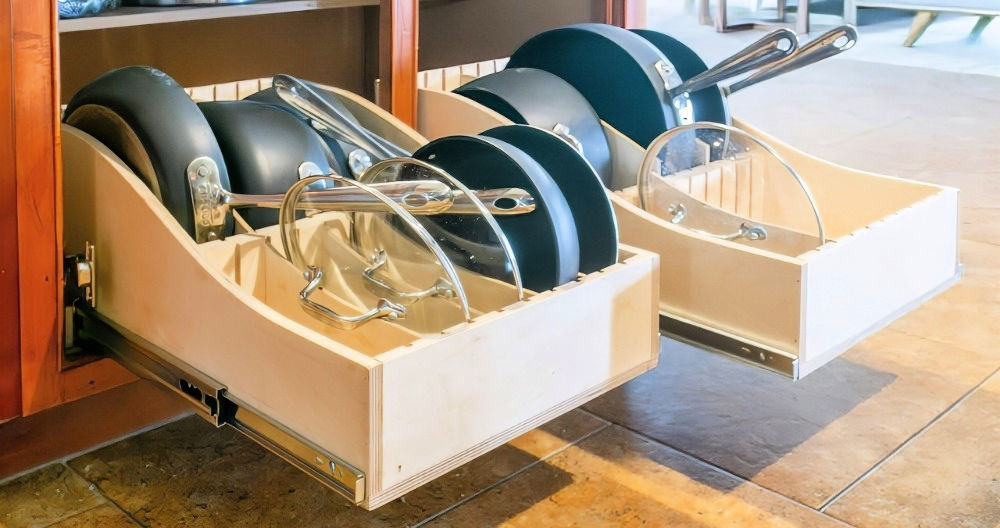 Easy DIY Pots and Pans Organizer To Build